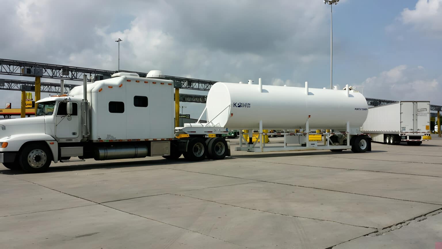 Logistics & Transportation Provider | Bennett Family of Companies